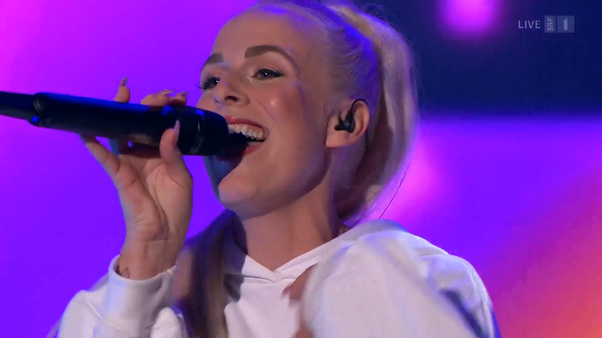 The new single 'Good to You' from 'Tanja Carol' with it's sleek ...